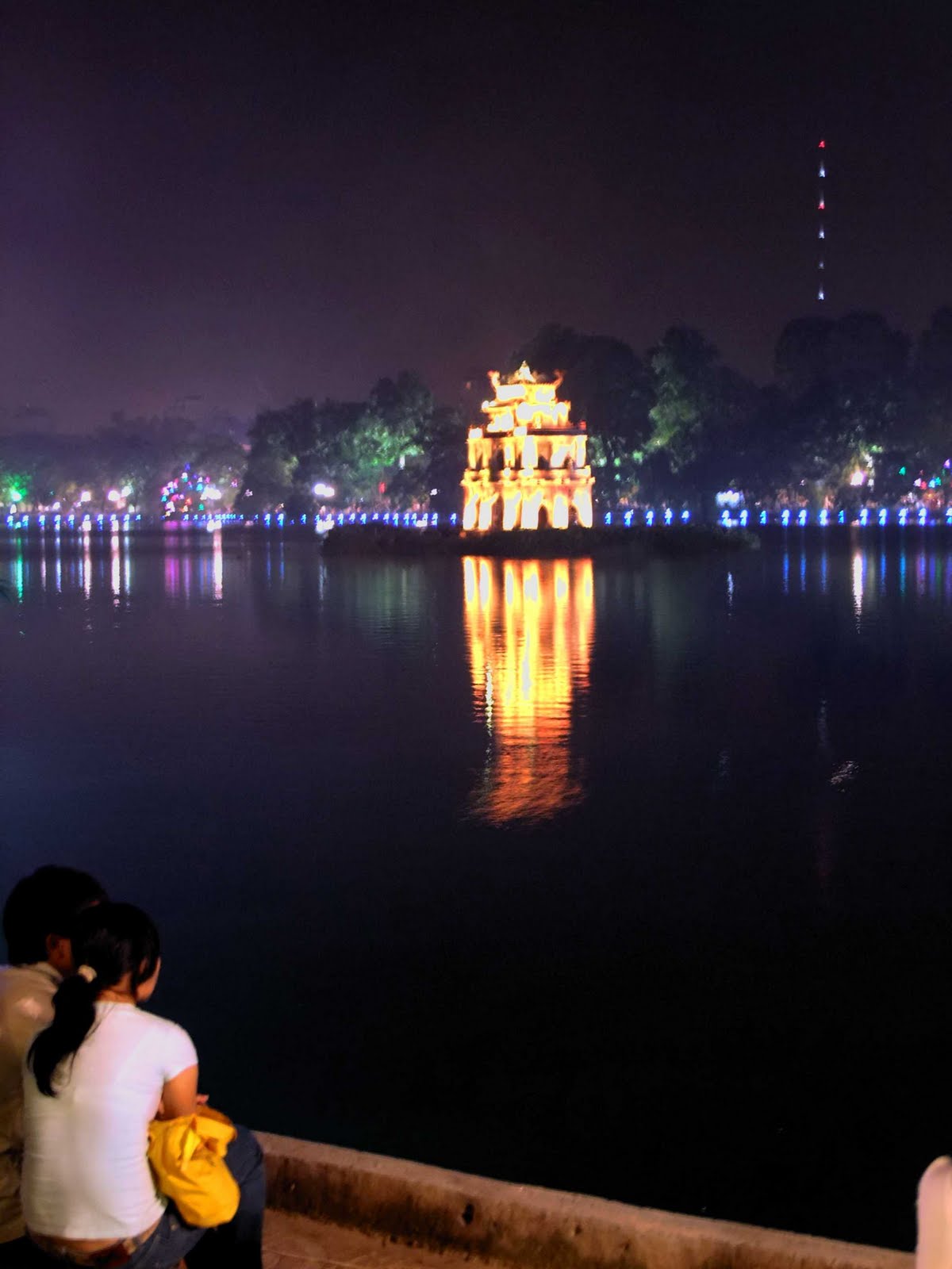 khoitranduc: Ho Guom Lake By night