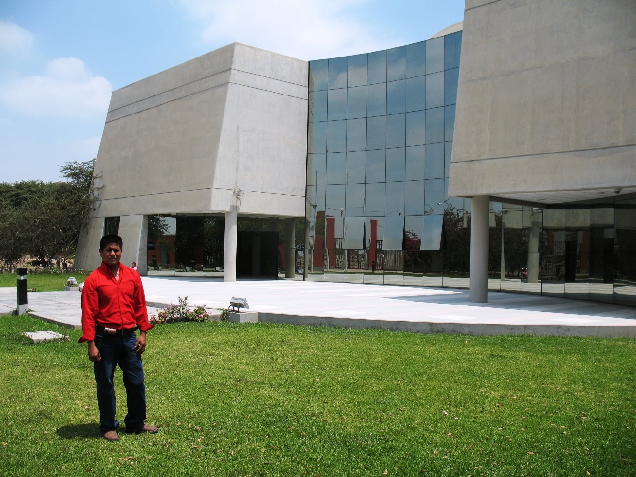 ESPACIO ROJO ENTERARTE: MUSEO NACIONAL SICAN