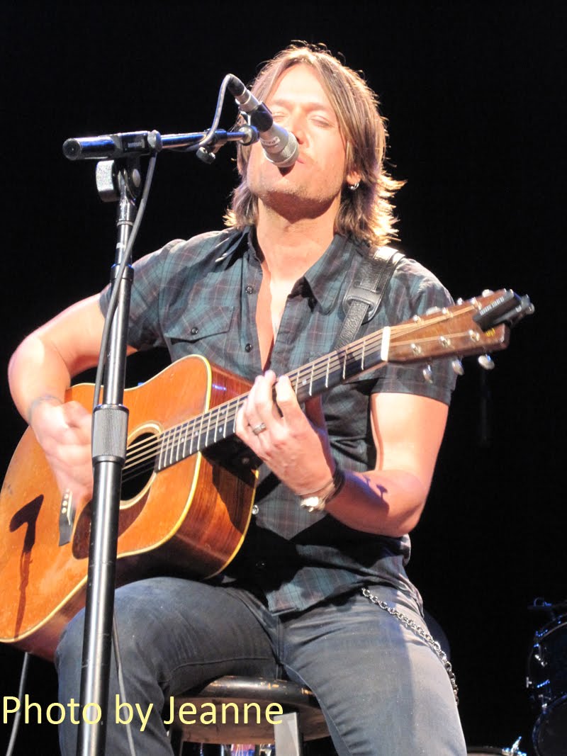 Fan Pictures – Keith Urban at Marty Stuart’s Late Night Jam at The ...