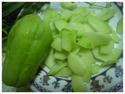 Recipes-HomeCooking: Ginisang Sayote