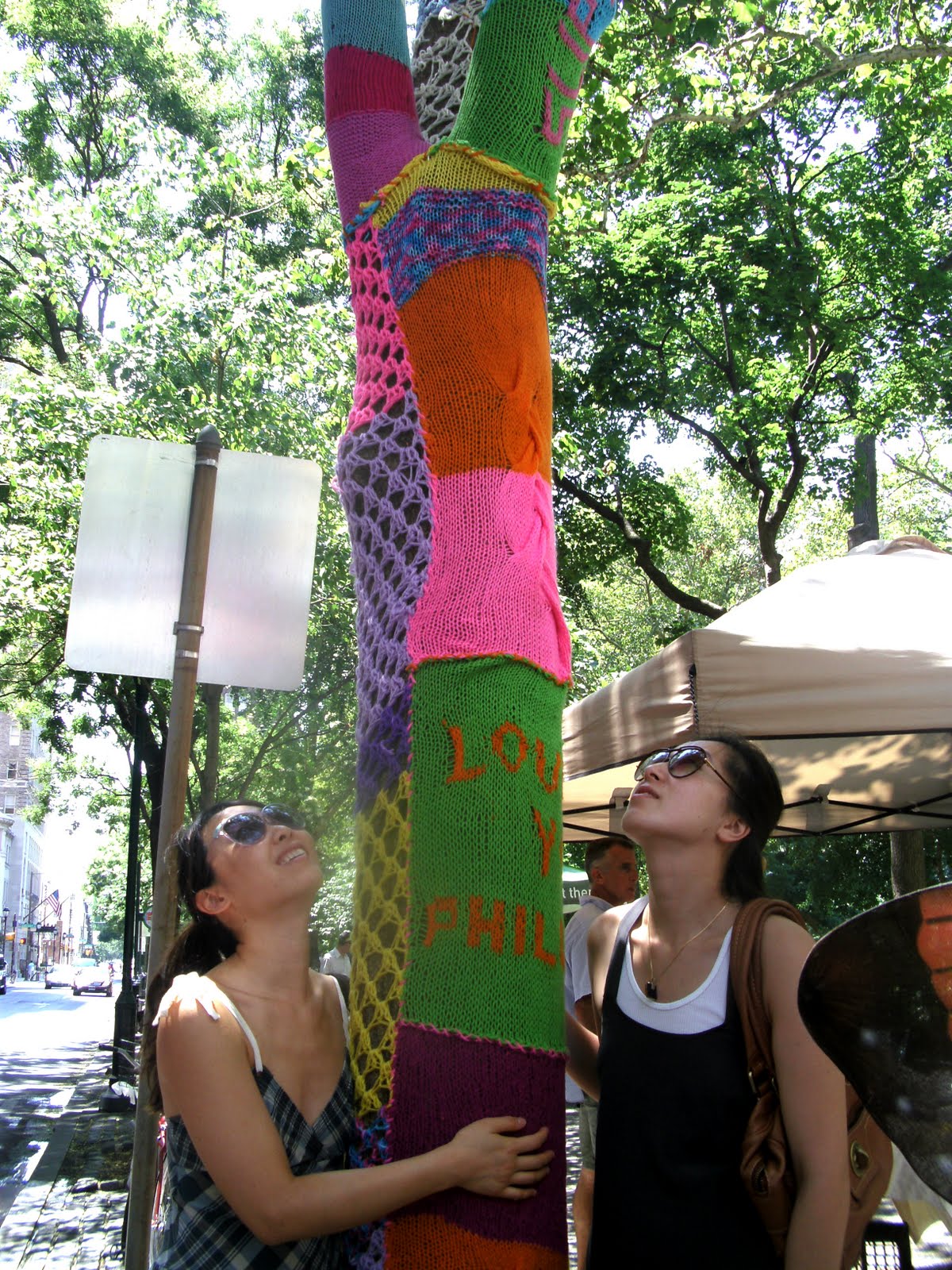 Just For The Halibut: URBAN KNITTING!