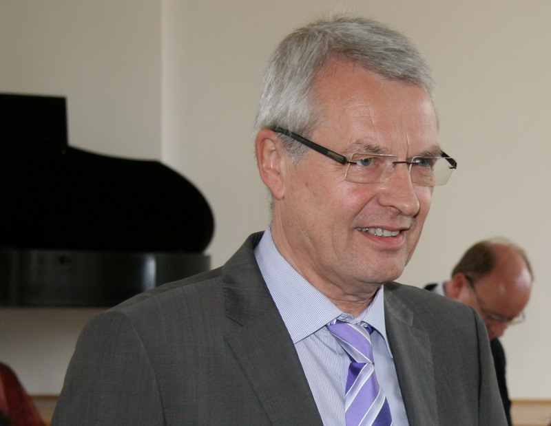 Studiosus Theologiae: 60 éves Peter Bukowski moderátor