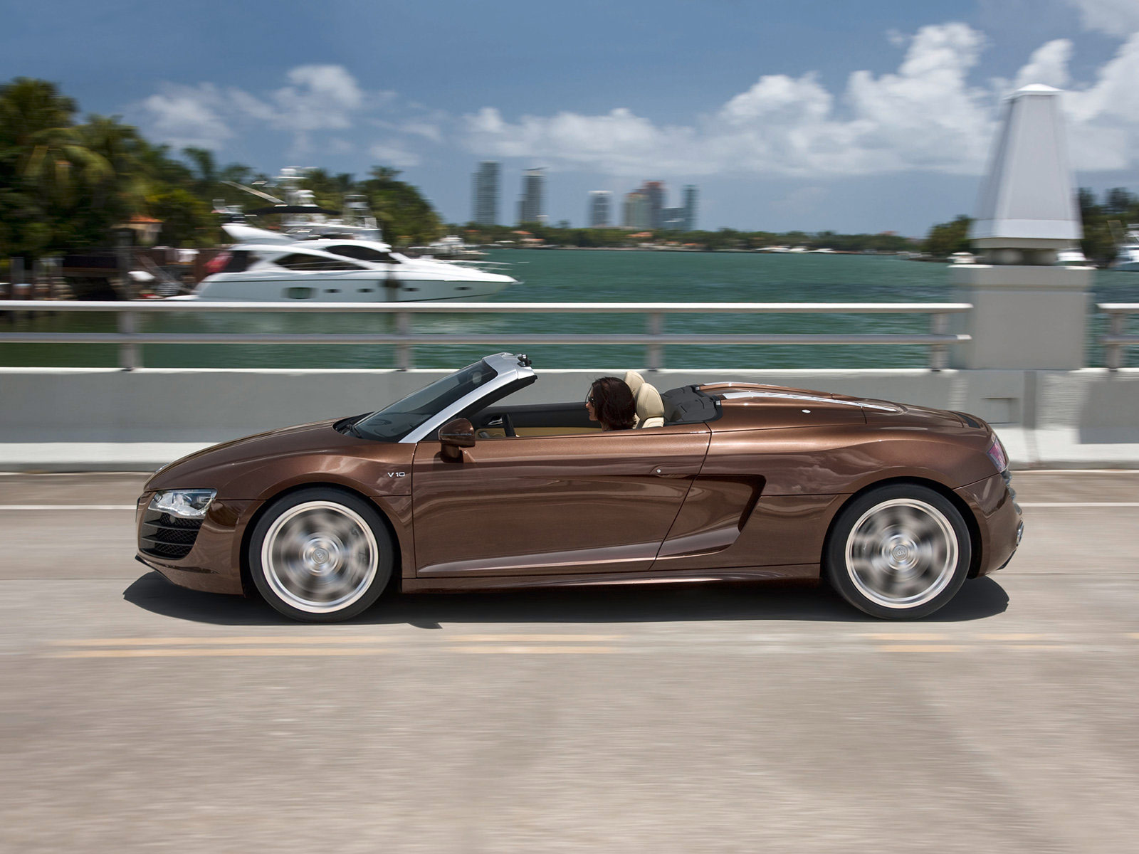 2011 AUDI R8 Spyder 5.2 FSI Quattro Auto insurance