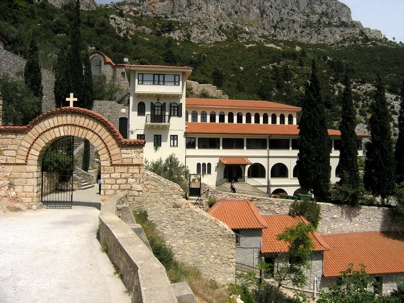 ΤΑΞΙΔΙΑ ΜΕ ΕΝΑΝ ΕΥΡΥΓΩΝΙΟ: ΜΟΝΗ ΚΛΕΙΣΤΩΝ