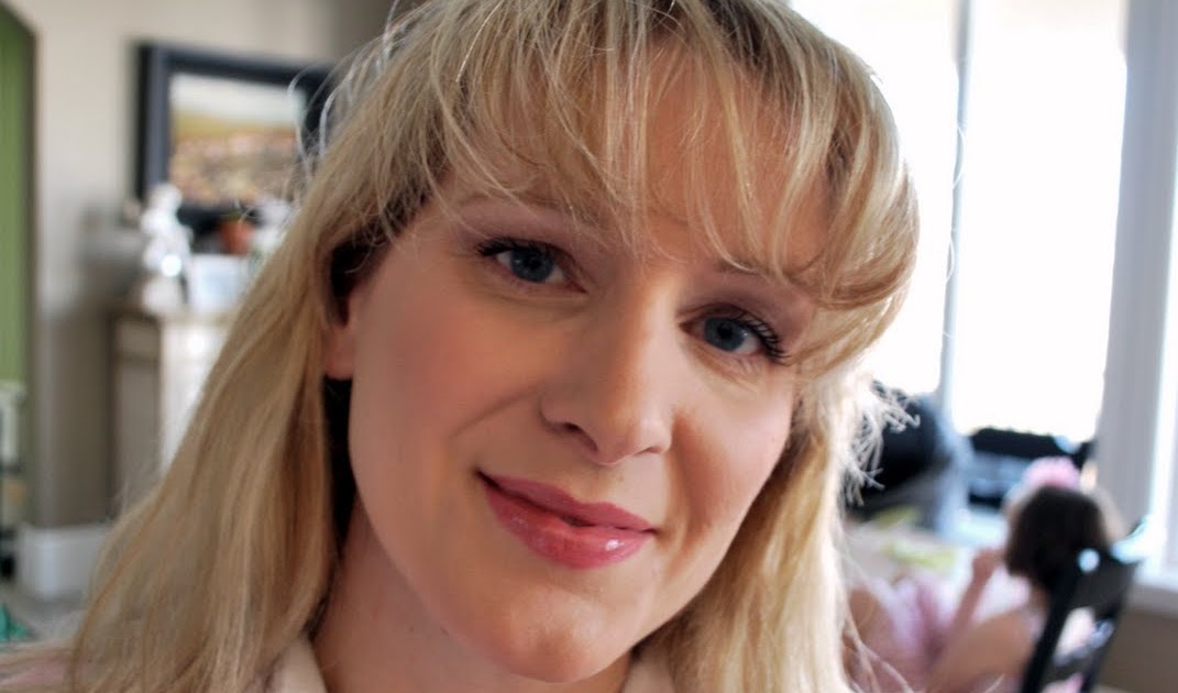 "Isabelle Thornton" Le Chateau des Fleurs: Spring Party and surprise....