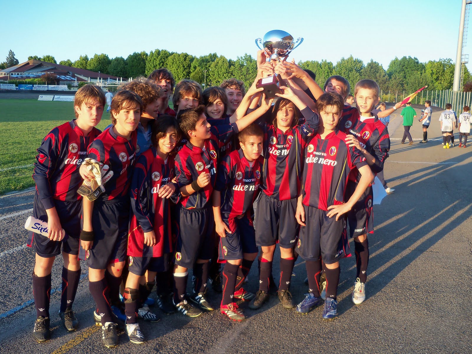 U.S.Reno: BOLOGNA FC vincitore del XXXIII torneo Calcio Alla Luna