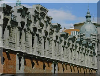 Hjemmelaget blomsterkasse: Significado de librea