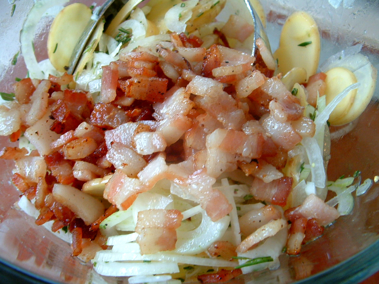 Bacon, Fingerling Potatoes, Rosemary and Fontina Cheese Pizza - A Feast ...