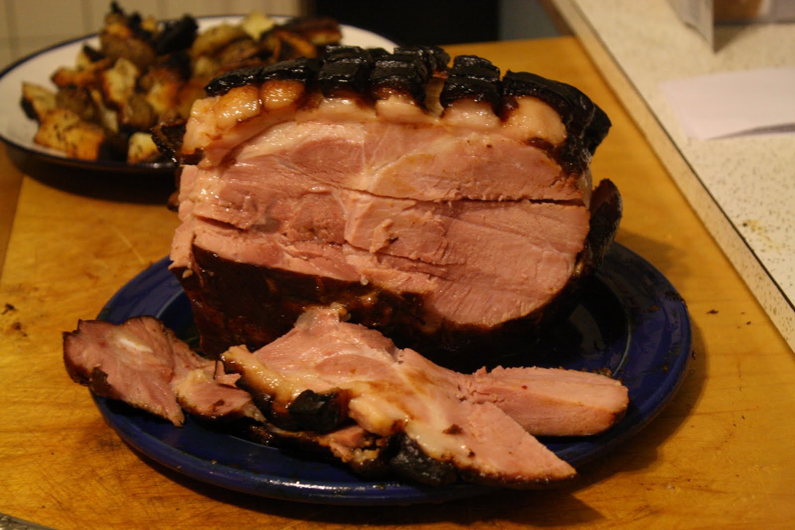 Uncle Sawhorse's Grillin & Chillin Page: Barbecued Ham