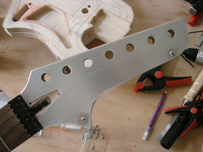 gUitarREN: 7-string headstock