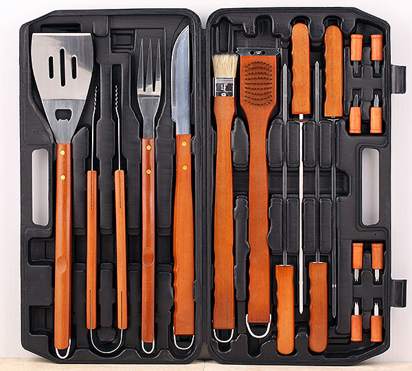 Dakota Leather: Kitchen Pride ® 19 Piece Bar-B-Que Set