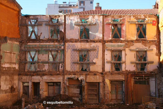 Luis Angel Esquibel: Exposición de Fotografías: Paisajes urbanos