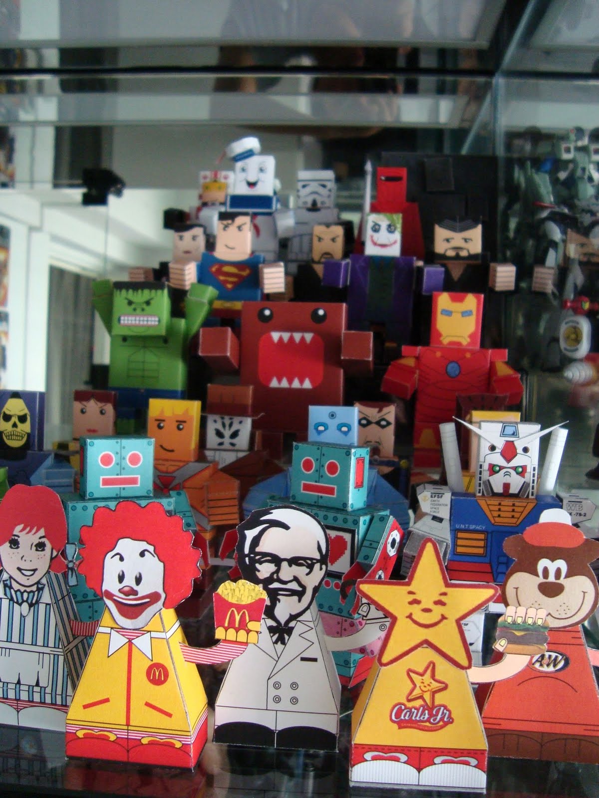 Little Plastic Man Toy Blog and Review Singapore: HQ of Little Plastic ...