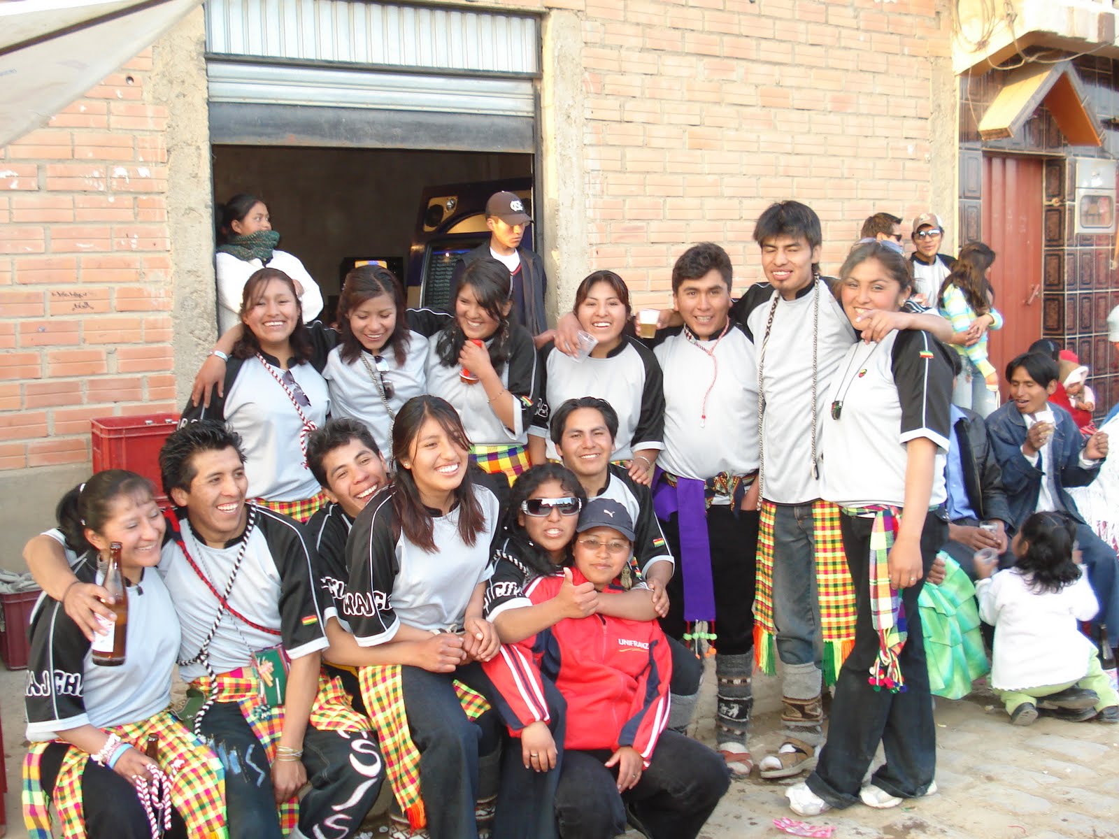 Masis: Primera Pre entrada de los Masis