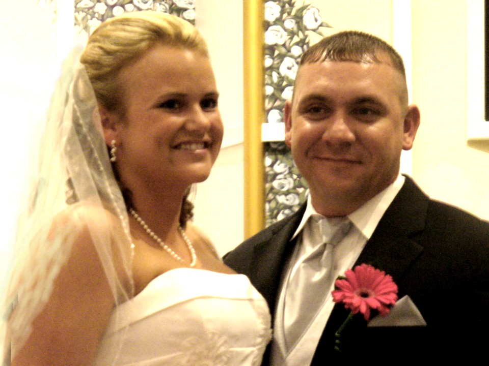 FreedFocus: Holly & Joe Wed in Las Vegas