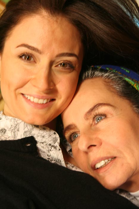 Χιλιες και μια Νυχτες Greek Blog: Ceyda Düvenci