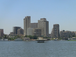 RUNIN Egypt: Sailing on a Faluka on the River Nile