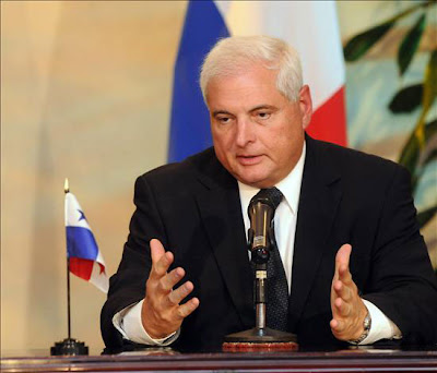 El presidente de Panamá Ricardo Martinelli dispuesto a modificar la ley ...