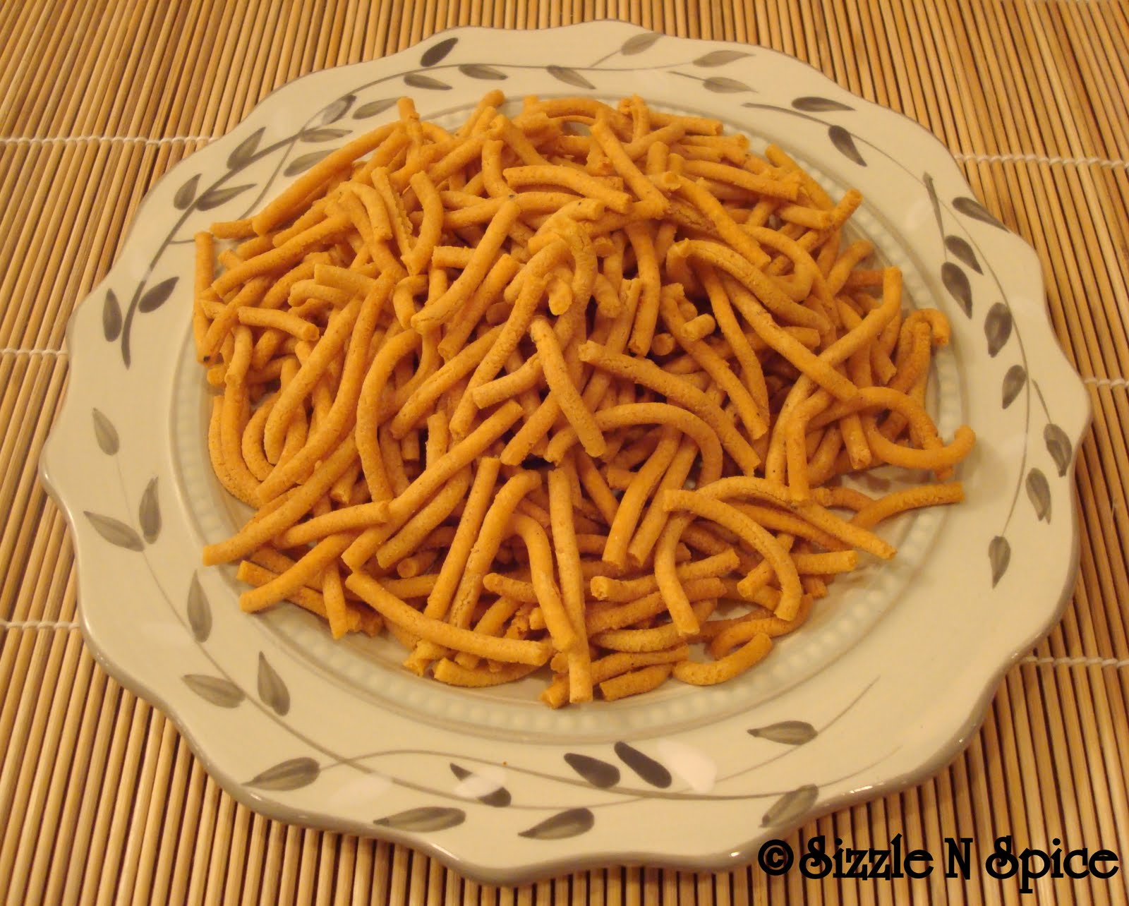 Sizzle N Spice: Indian Cooking Challenge - Kara Sev