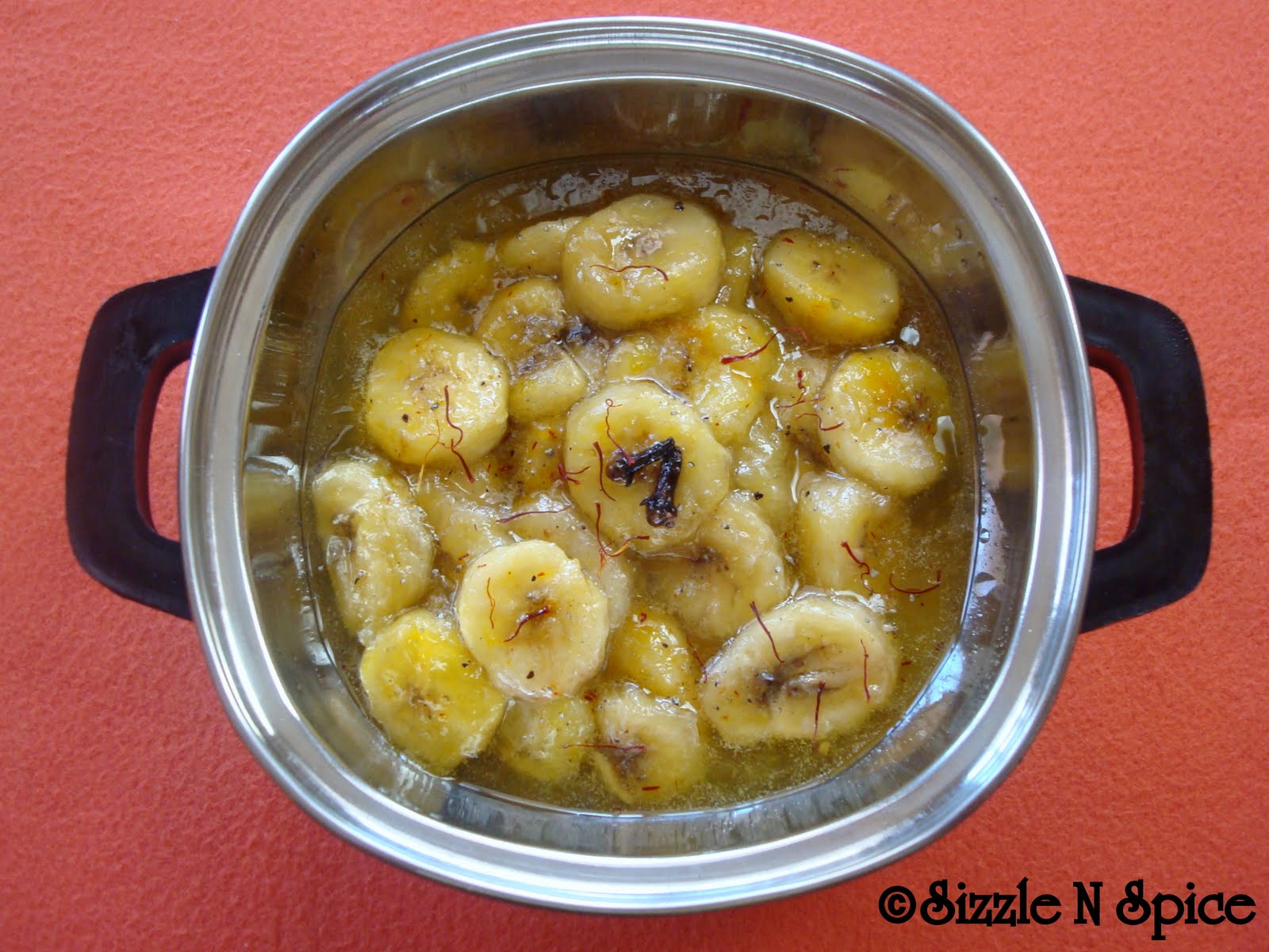 Sizzle N Spice: Kelyacha Halwa/ Banana Halwa