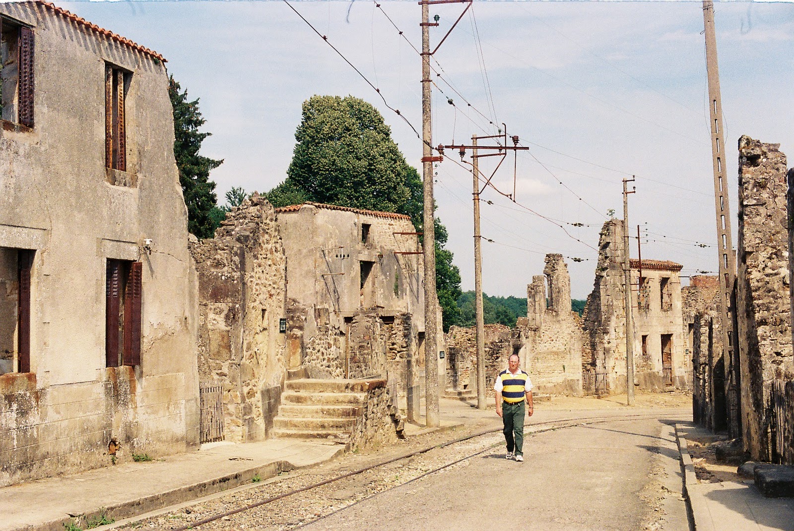 Dave and Mandy at PMP: Oradour-sur-Glane 10th June 1944