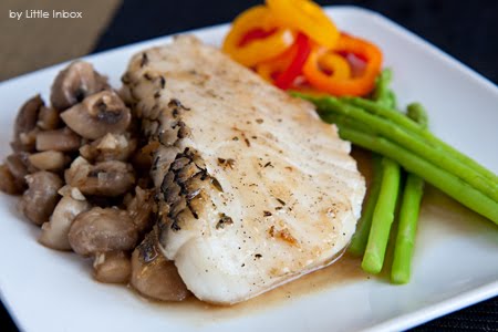 Little Inbox Recipe ~Eating Pleasure~: Pan-Fried Cod Fish With Butter Sauce