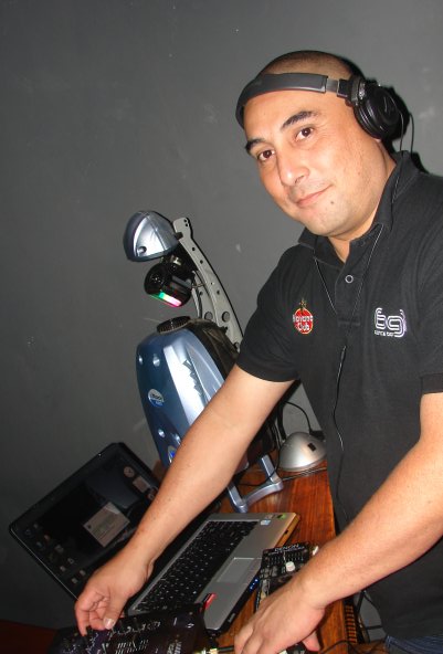 dj ivan: CONCIERTO DISCOTHEQUE OCHENTERO - 2 POR DJ IVAN