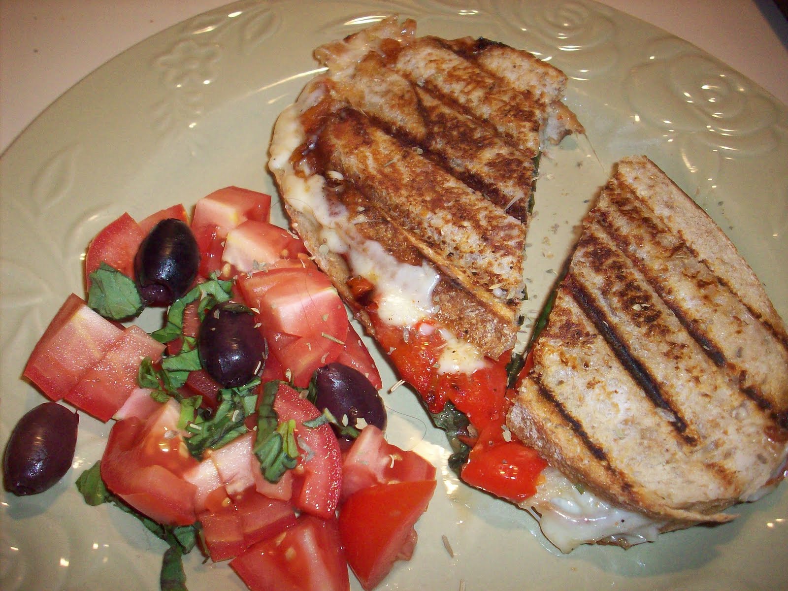 Tuscan Chicken Panini & A How to ~ Faithfulness Farm