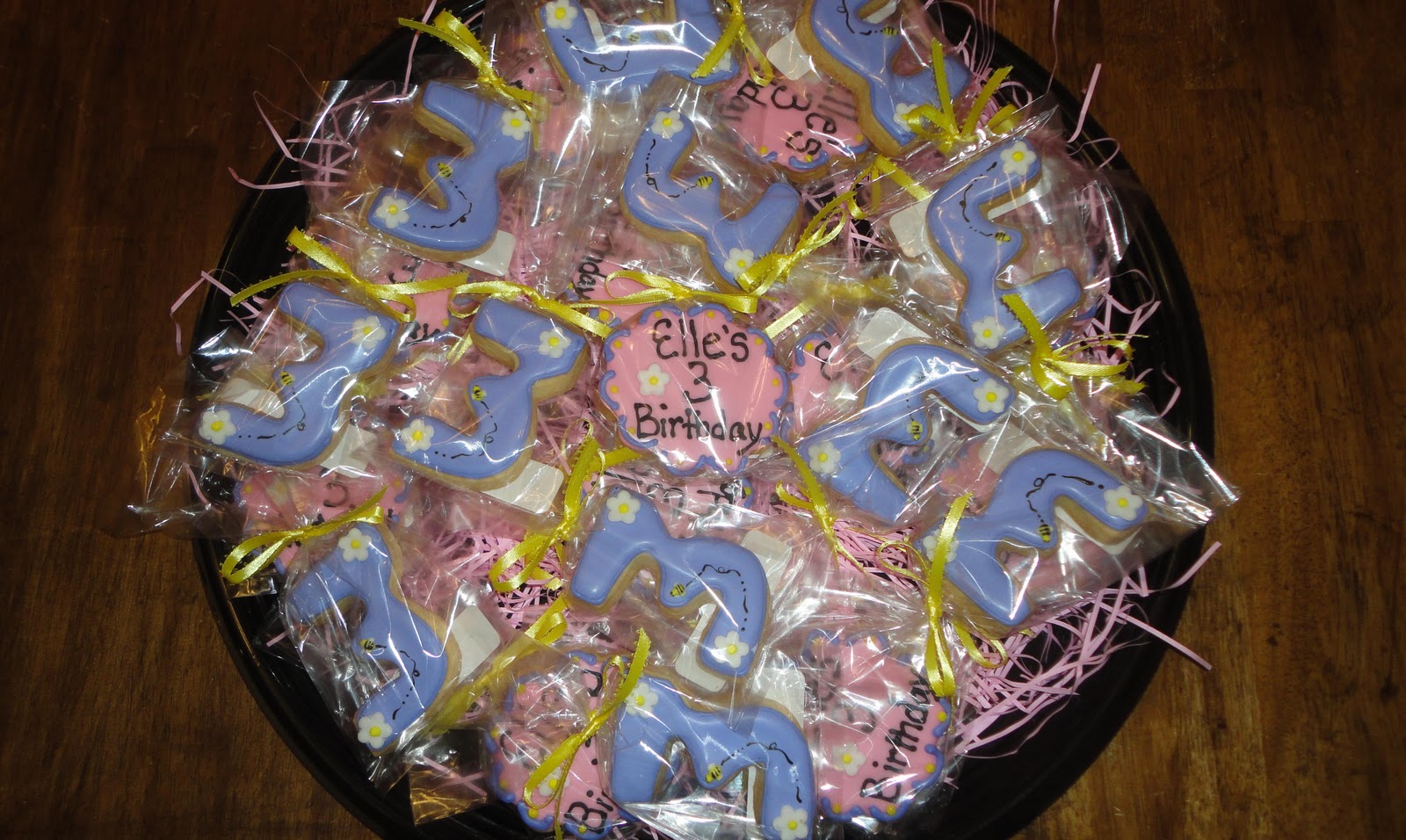 Too Sweet Creations: 3rd Birthday Cookies