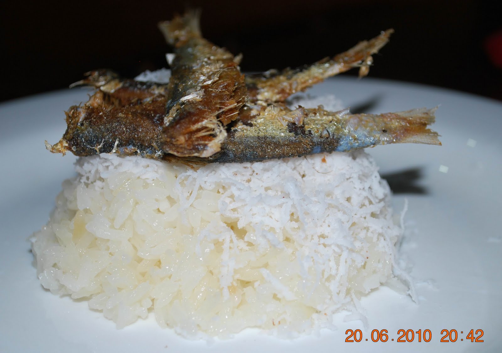 Pada Suatu Masa...: Pulut Ikan Masin
