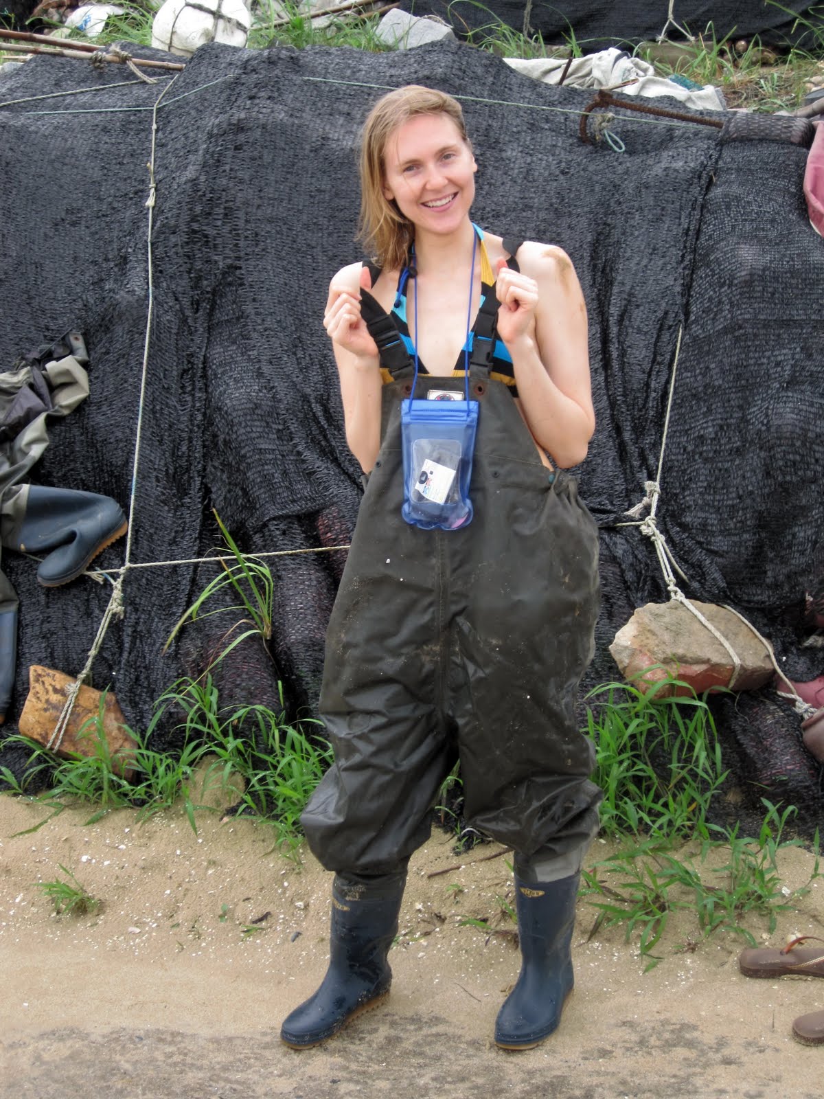 Adventures in SoKo: Warm Desks and Muddy Friends!