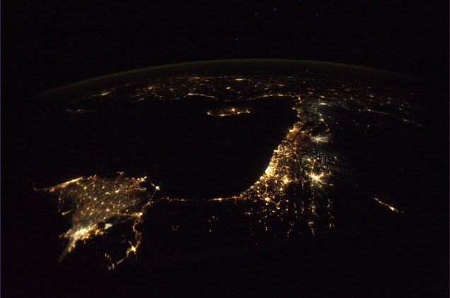 Israel Matzav: Gorgeous photo of Israel from space at night
