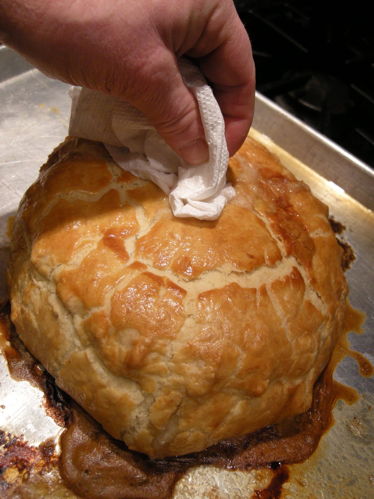 Kitchens Are Monkey Business: Rosie Makes Pig Pie A La Ruhlman.