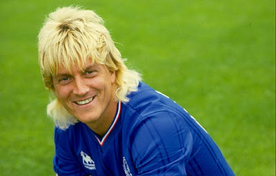 FourThreeThree: Horrible Haircuts