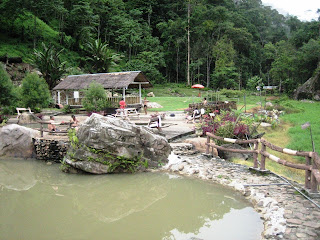Lawas Merarap hotspring: Lawas Merarap Hotspring