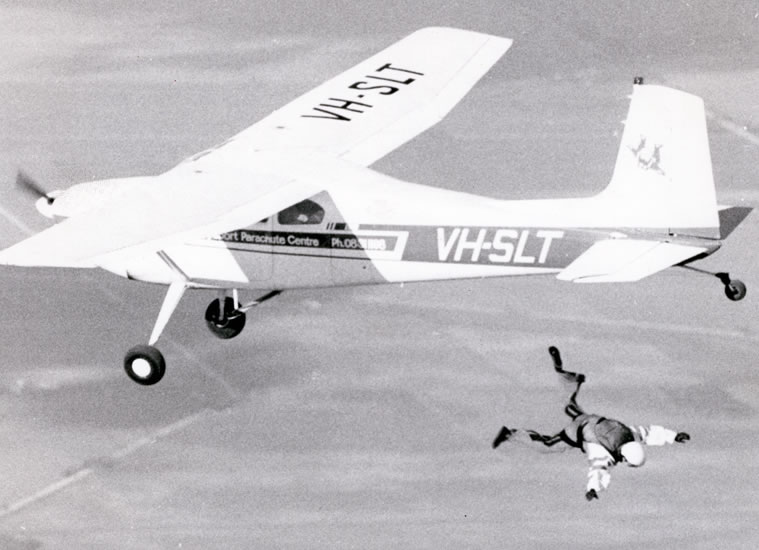 50 years of South Australian skydiving: Skydiving's origins: Col ...