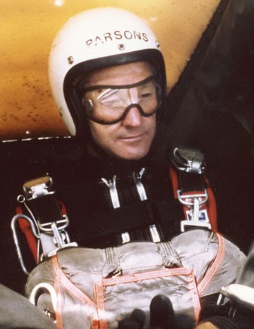 50 years of South Australian skydiving: Skydiving's origins: Col ...