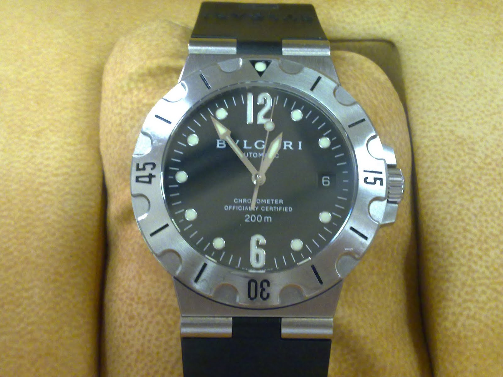 Hong Kong Watch Fever 香港發燒友: Bvlgari Chronometer