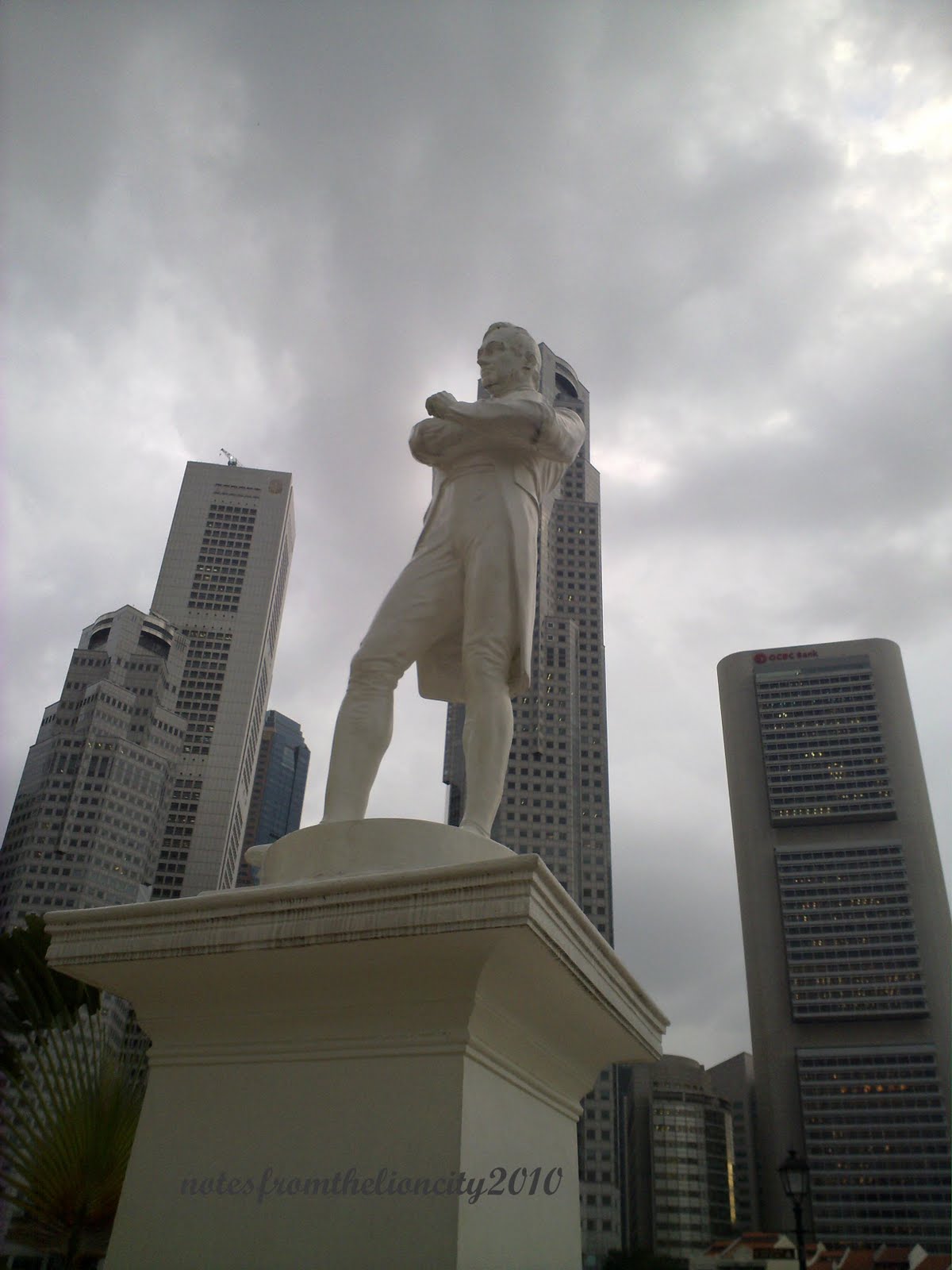 notes from the lion city: Sir Stamford Raffles Statue
