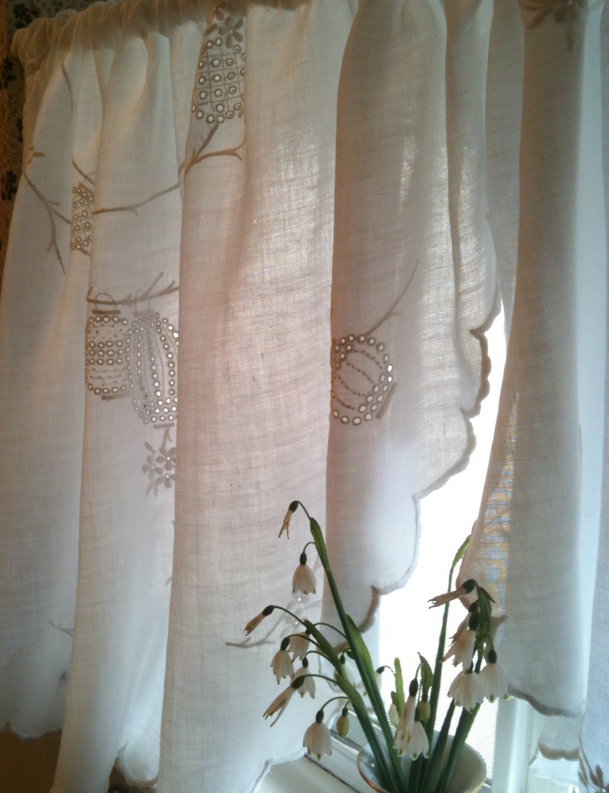 Robin Chapman News: The Sensual Beauty of Old Linen