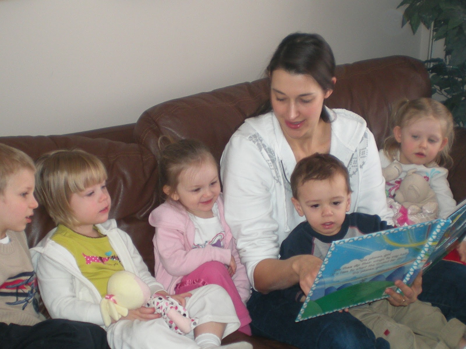 Real Mom: Tot School: Numbers