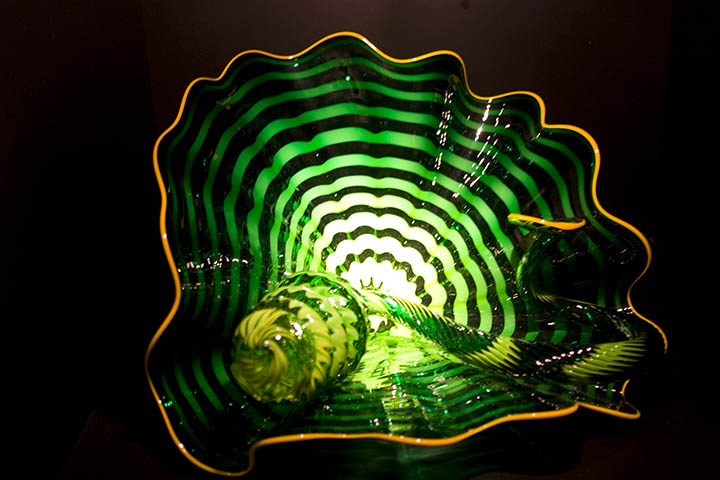 GetawayGirlTravels: Chihuly Collection Is a Glass Act