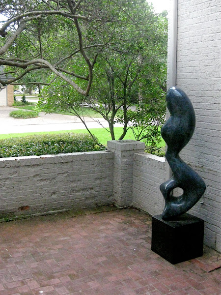 Houses Gardens People: Art Dealer Kristy Stubbs at Home