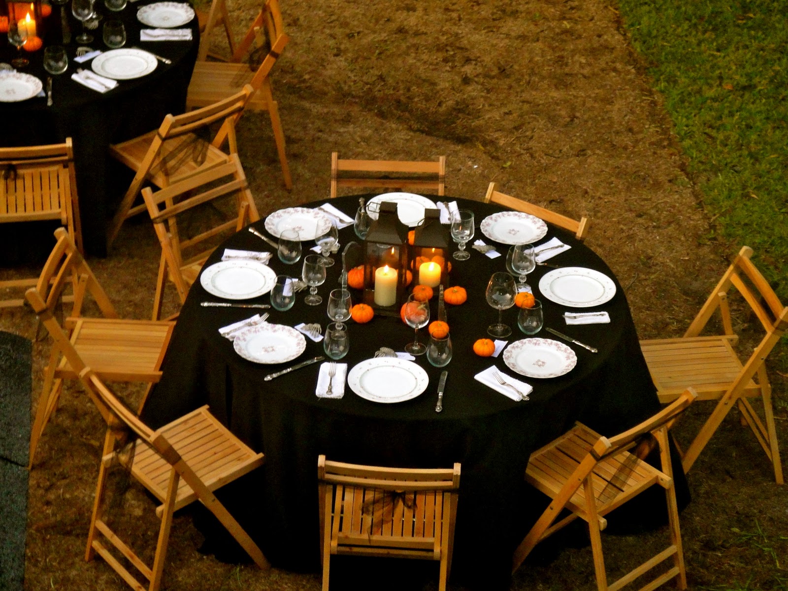 indulgences and whims: zombie dinner party...