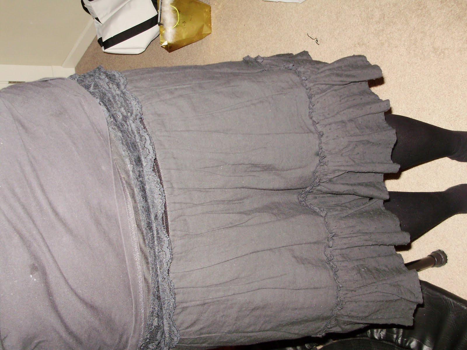 Just another fashion blog: Mostly pantsless 2011: the pantsless barista ...