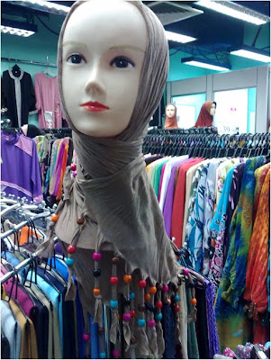 FAROLISA: MNK01-01 Shawl Manik