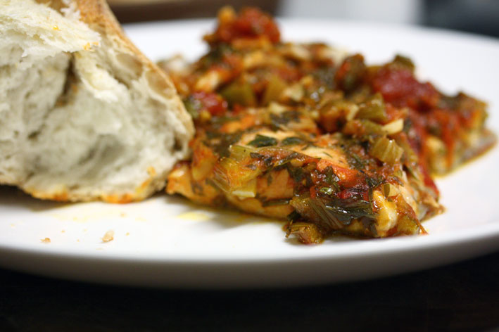 La Cucinetta: Vermelho assado em molho de tomate