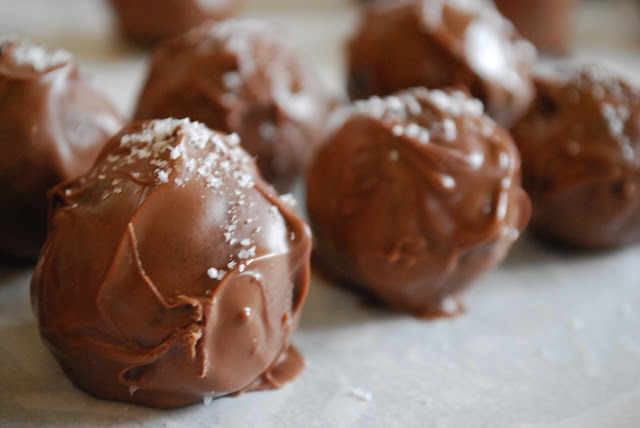 A Wise Woman Builds Her Home: Scrumptious Chocolate Truffles