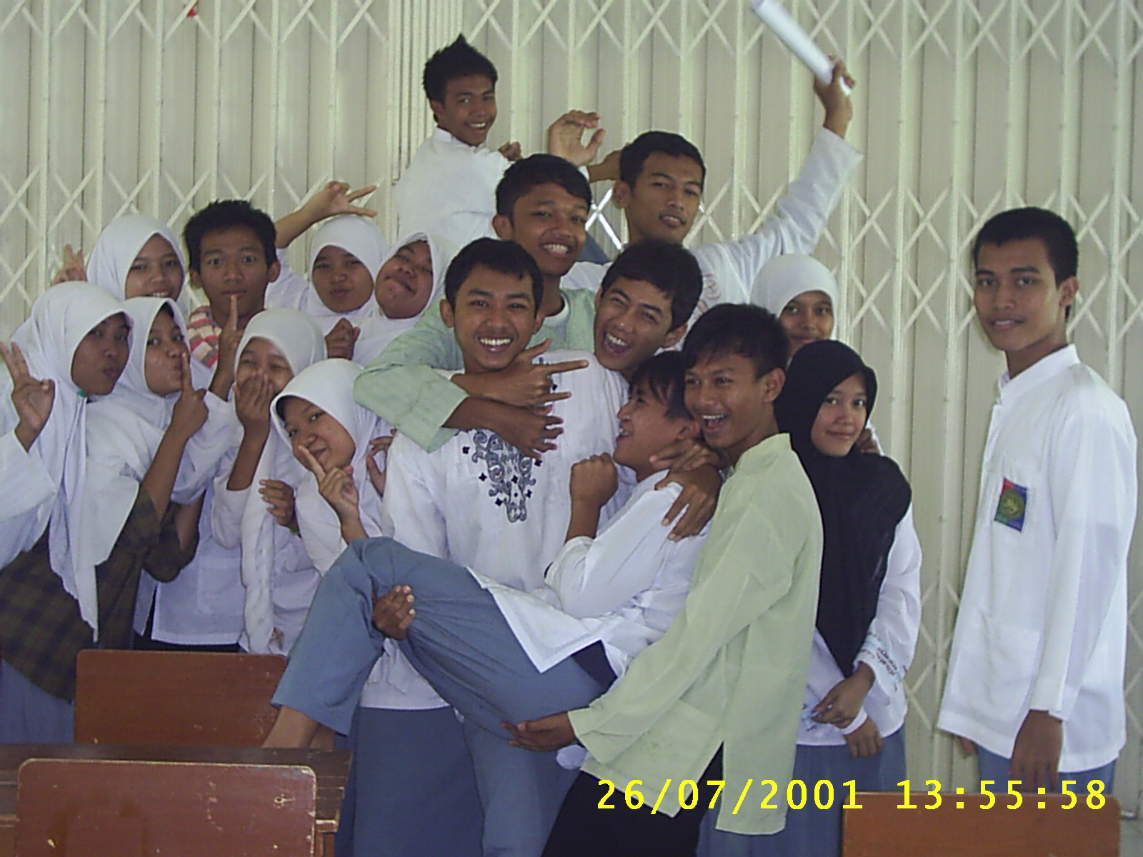 Alumni SMK Informatika Utama: FOTO-FOTO ALUMNI