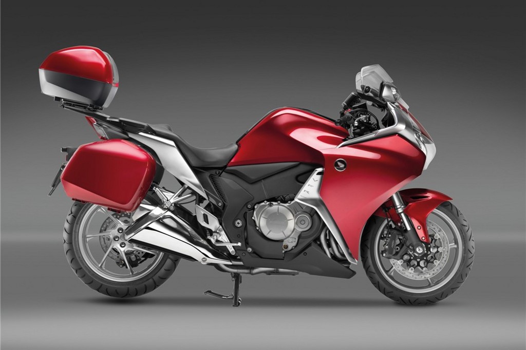 Honda VFR1200F Complimentary Touring Pack | New Motosport - Custom ...